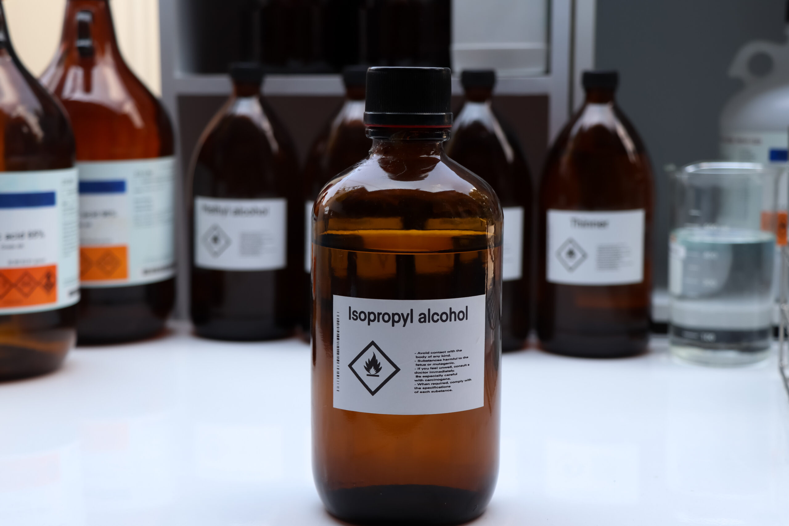 Isopropyl Alcohol Shelf Life in Cleanrooms: Expiration, Storage, and ...